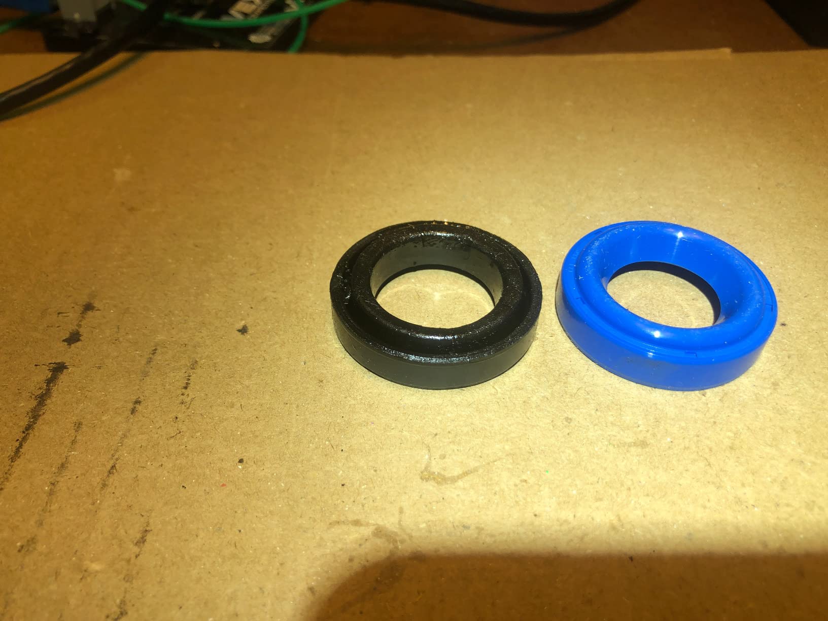 Amazon.com: FEL-PRO VS 50422 R Valve Cover Gasket Set : Automotive