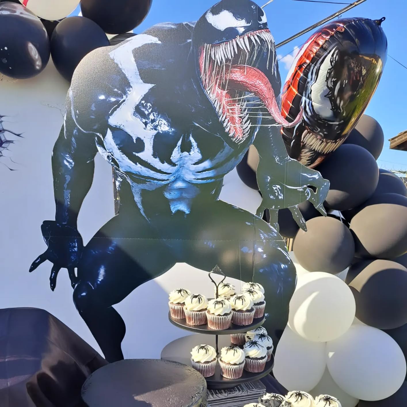 Amazon.com: Star Cutouts SC4394 Venom Spider Man 2 Cardboard Cutout ...