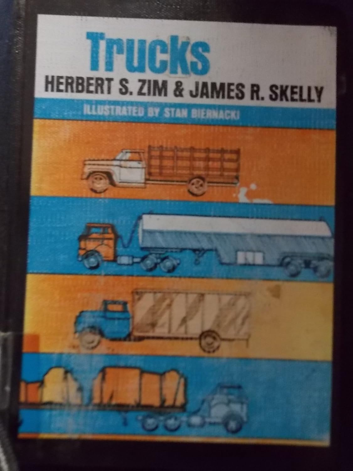 Amazon.com: Trucks: 9780688265656: Zim, Herbert Spencer: Books