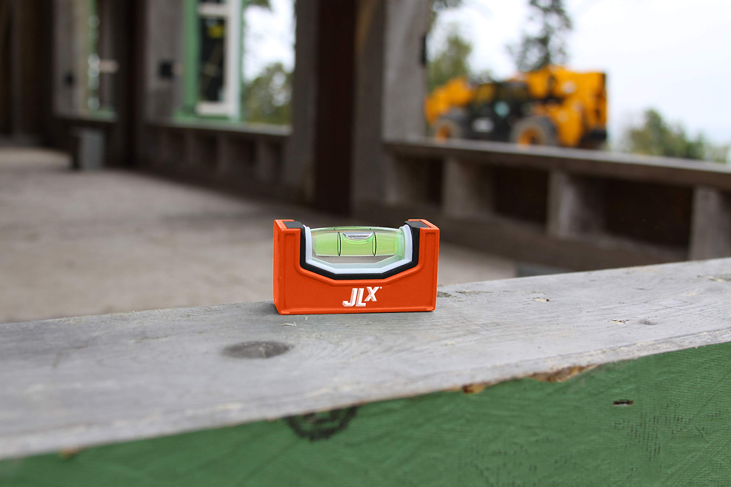 Snapklik.com : Johnson Level & Tool 5700P JLX Magnetic Pocket Level