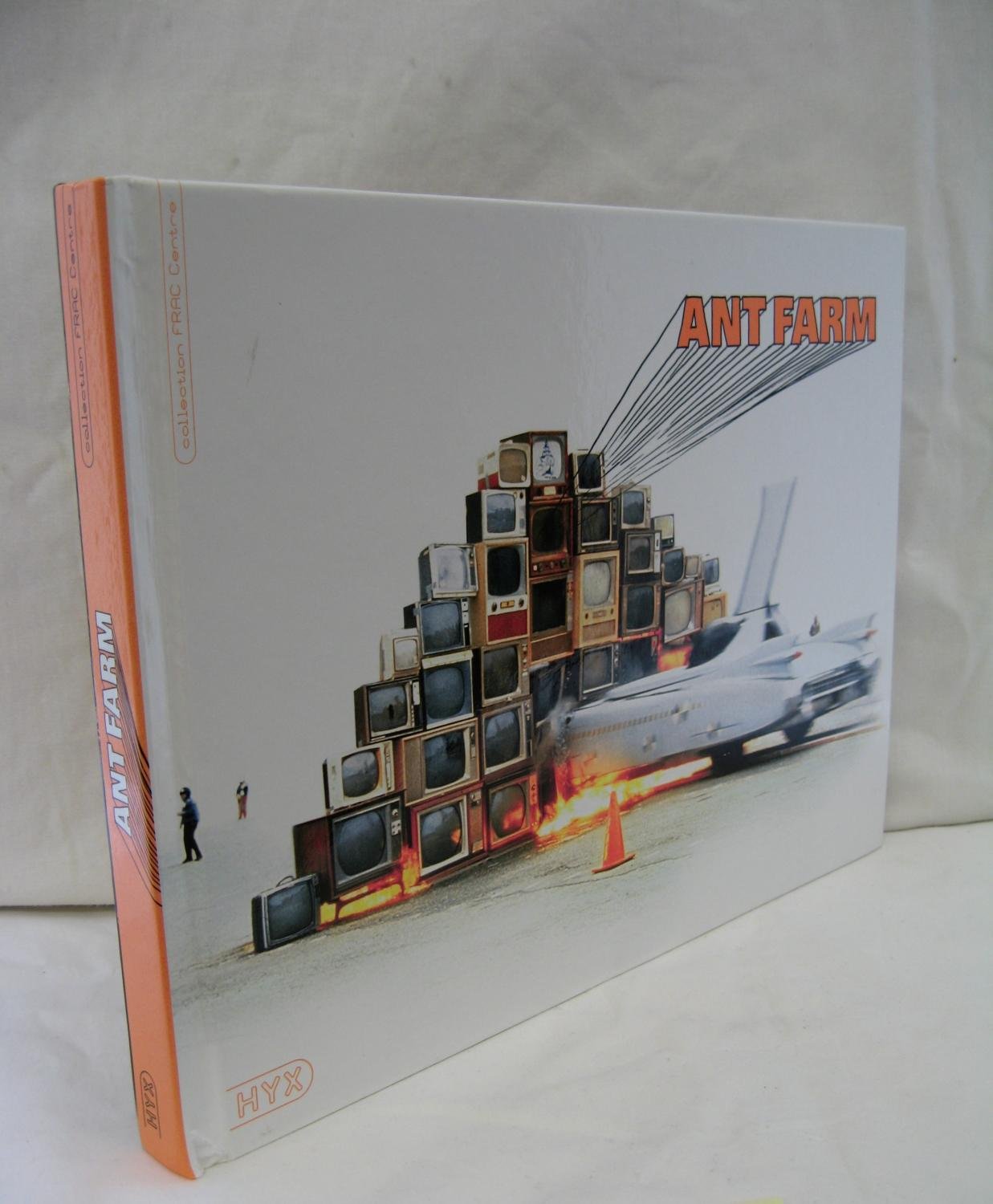 Ant Farm: edited: 9782910385507: Amazon.com: Books