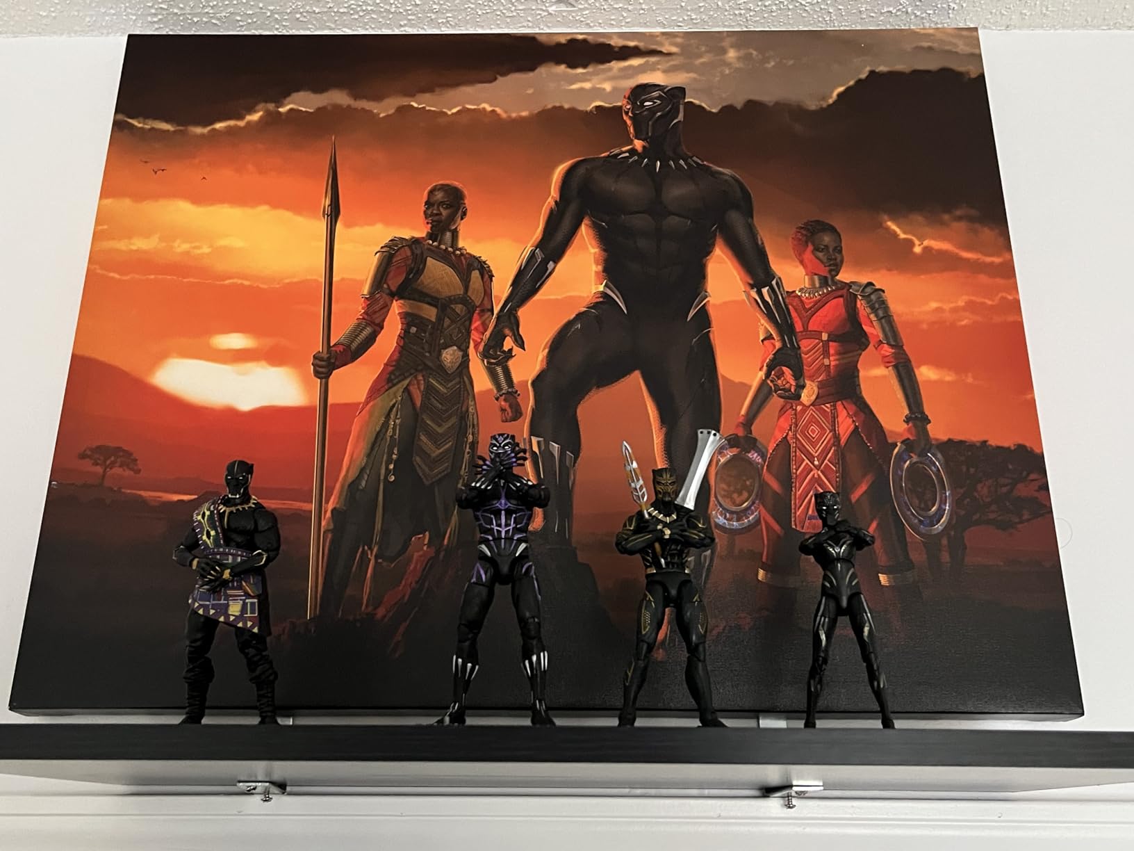 Amazon.com: Marvel Legends Series Black Panther Wakanda Forever Black ...