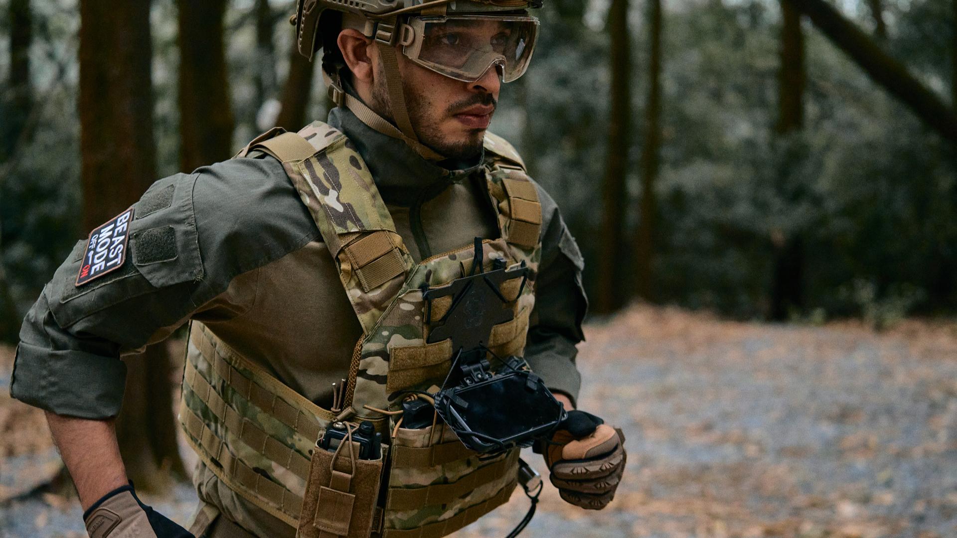 Watch OneTigris MOLLE Phone Holder Version 2.0 on Amazon Live