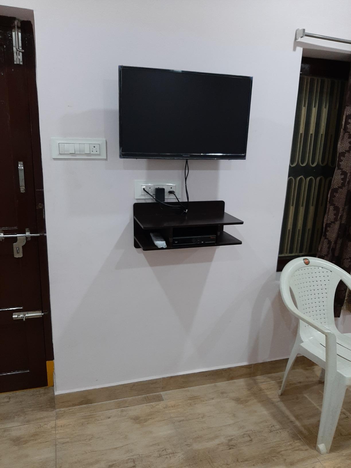 Future Generation v Group Wooden TV Setup Box Stand/Remote Holder (51 x ...