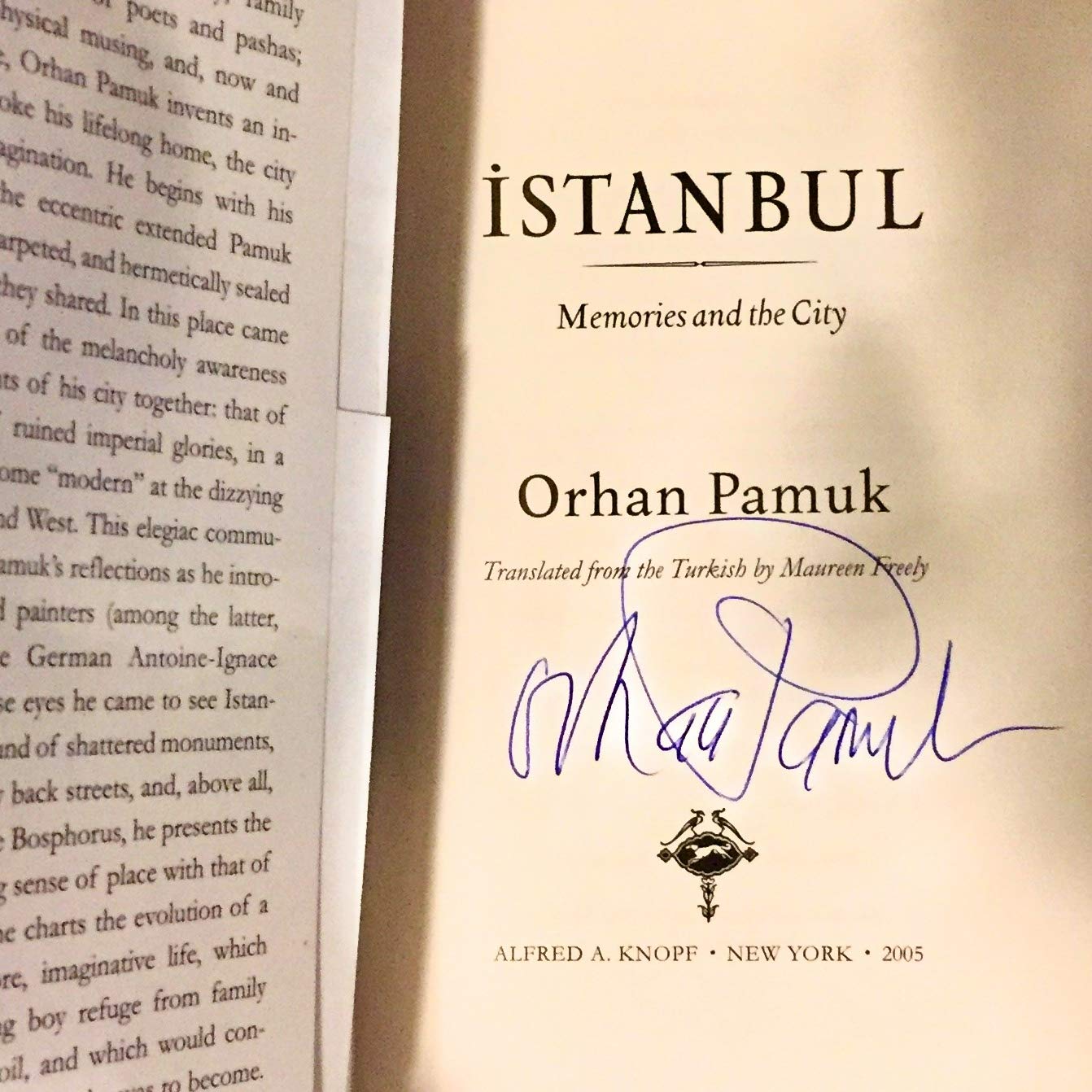 Istanbul: Memories and the City: Pamuk, Orhan: 9781400040957: Amazon ...