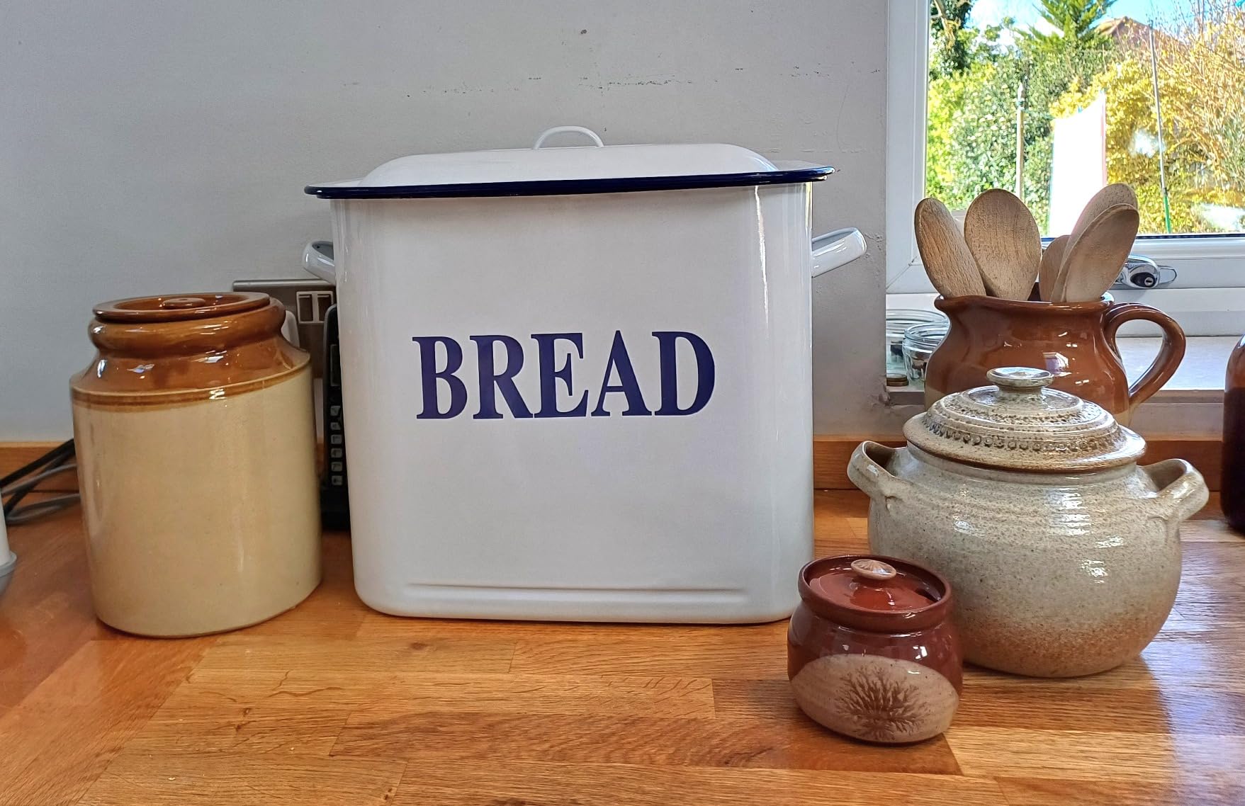 Falcon Enamel 34cm Oblong White Bread Bin : Amazon.co.uk: Home & Kitchen
