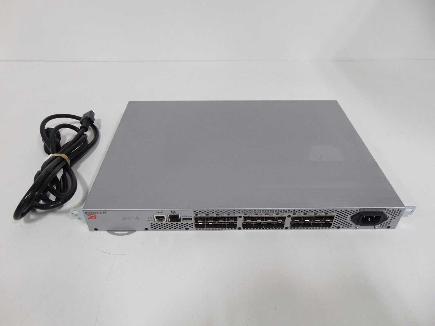 Amazon.com: Brocade 300 - T - BR-320-0008 - Fibre Channel Switch - 8 ...