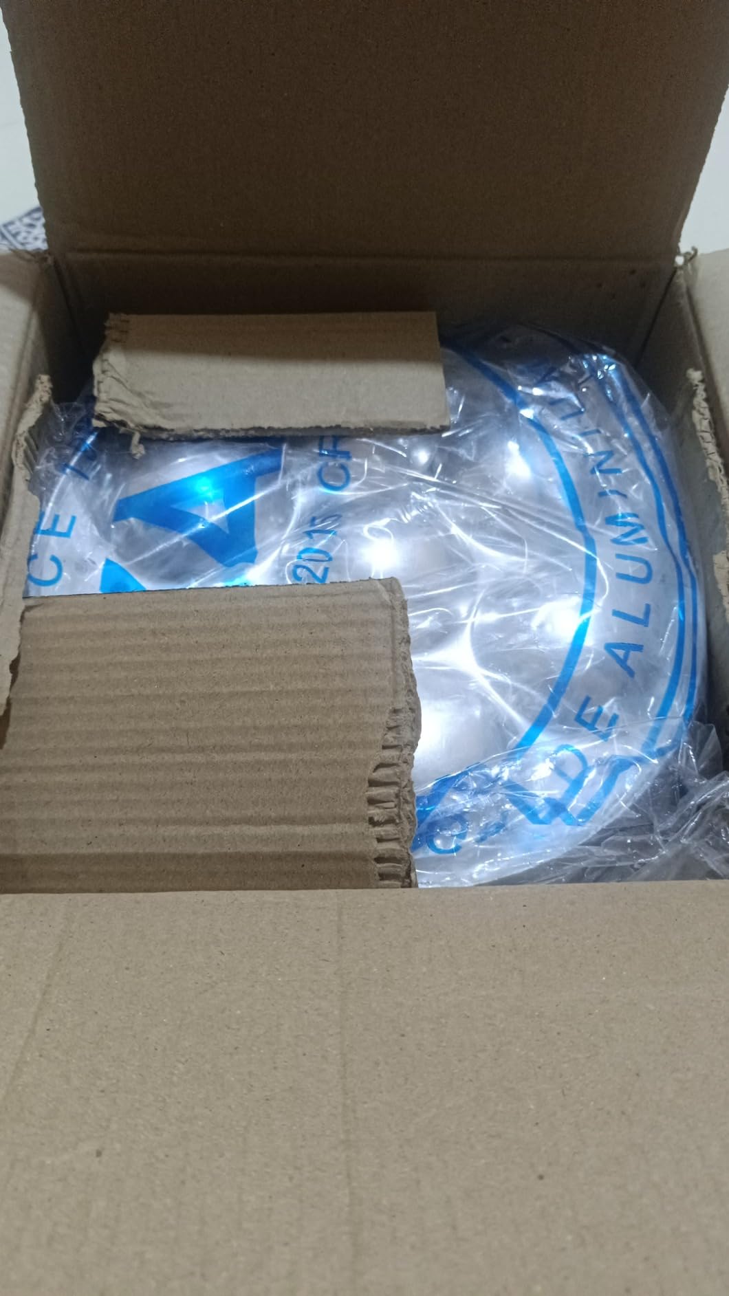 Subaa Anodised(Hindalium) Aluminium Idli Maker/Non-Whistling ...