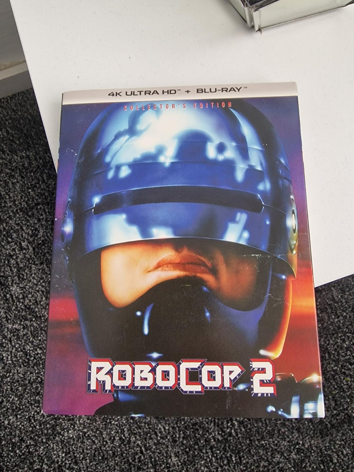 Amazon.com: Robocop [VHS] : Peter Weller, Nancy Allen, Dan O'Herlihy ...