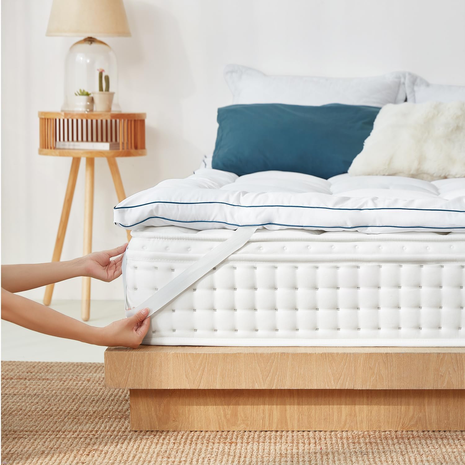 Amazon.com: LINSY Queen Size Soft Mattress Pad Down Alternative Filled ...
