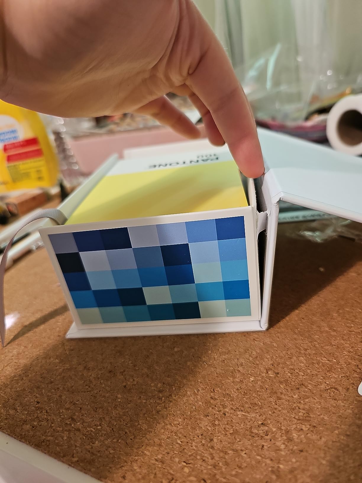 $5/mo - Finance Pantone Postcard Box: 100 Postcards (Pantone Color Chip ...