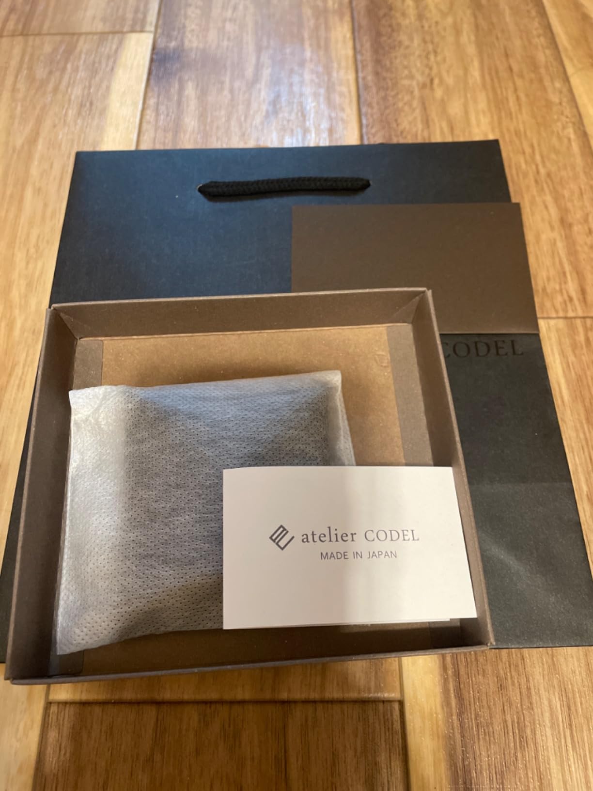 Amazon | atelierCODEL コインケース 小銭入れ メンズ 誕生日プレゼント 男性 手渡しで想いが伝わる ギフトセット 【 化粧箱 メッセージカード 紙袋 付き 】 (栃木 ...