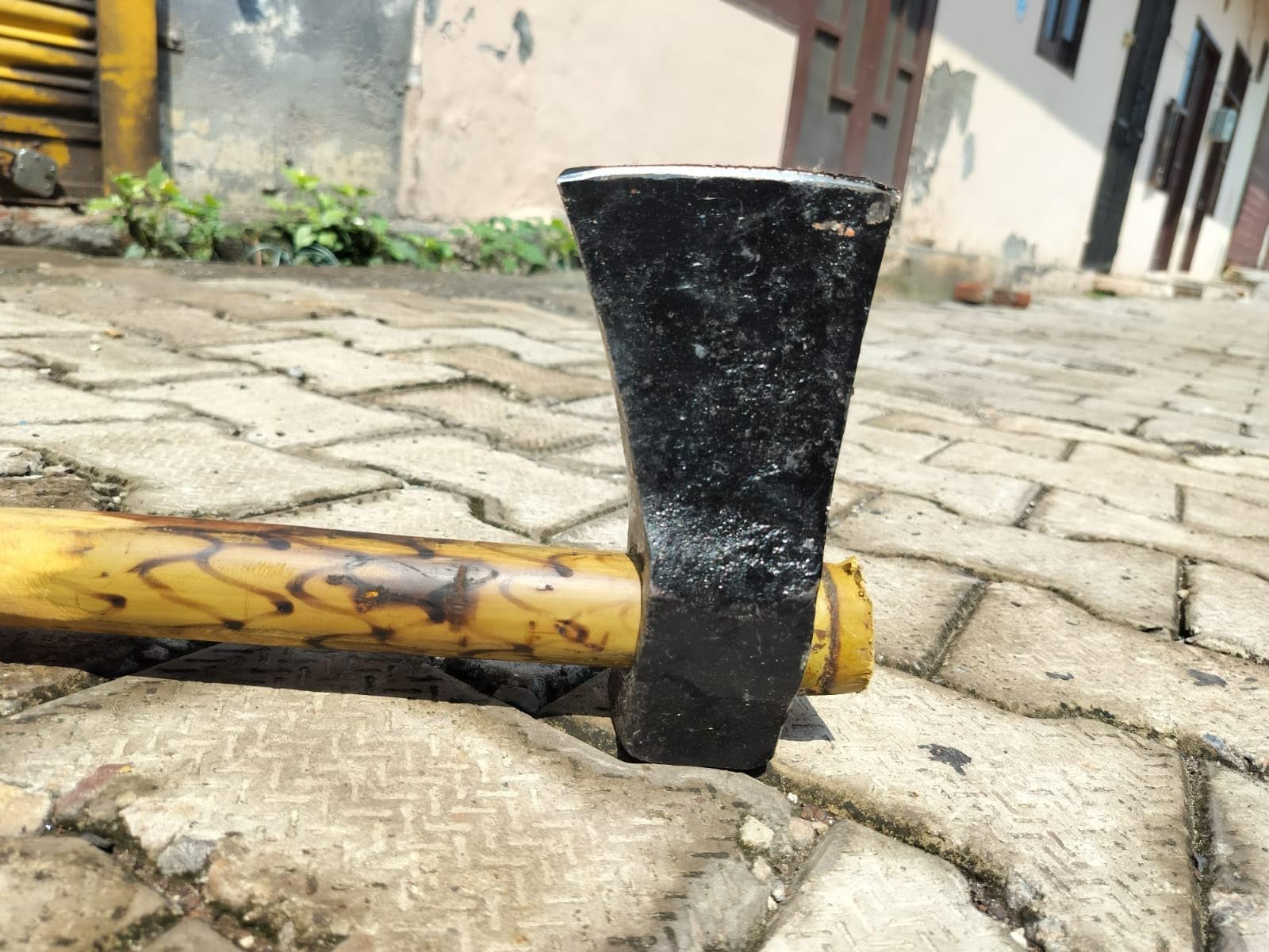 Agronova Handmade Heavy Duty 2kg Axe (Kulhadi) with 3 Feet Bamboo ...