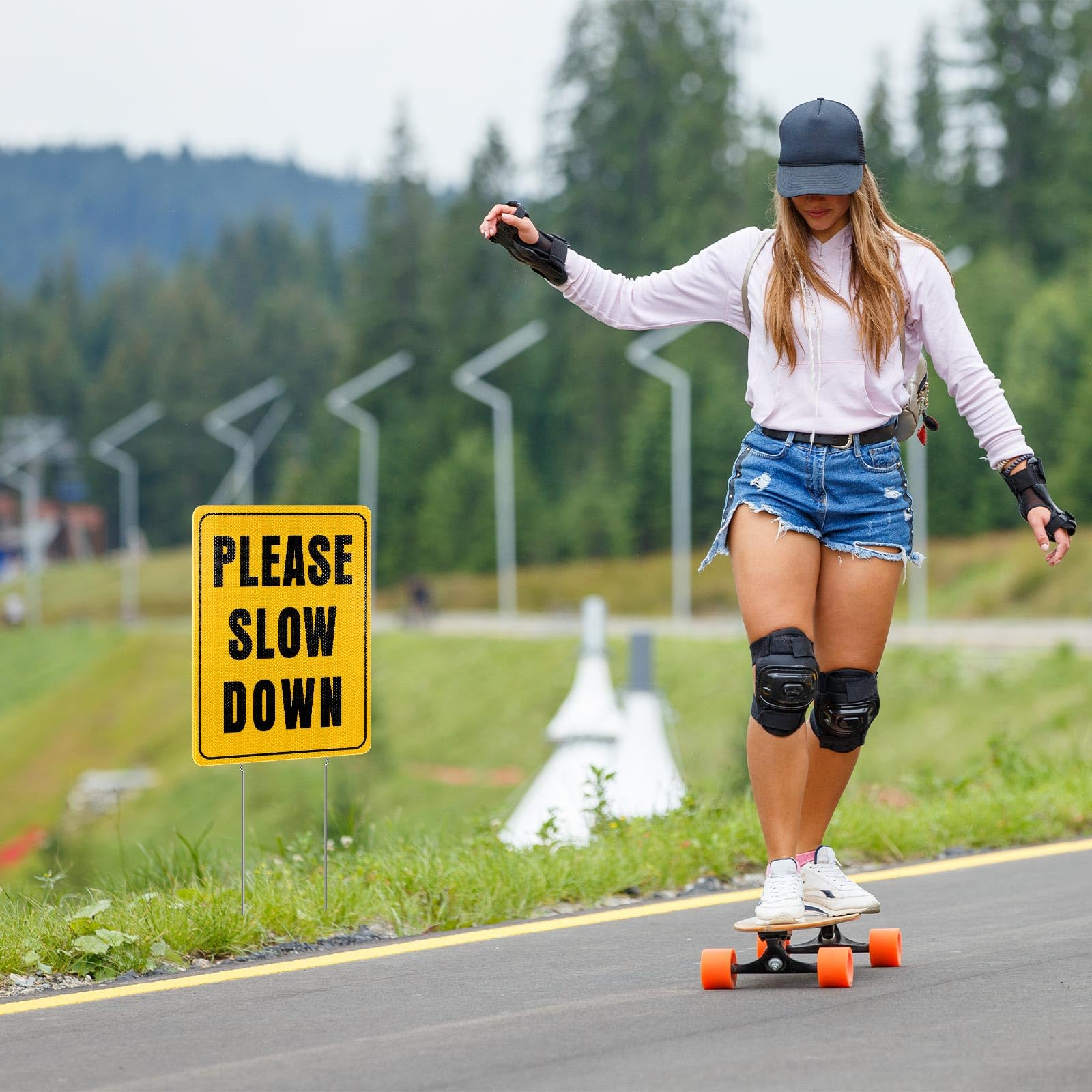 Snapklik.com : Colarr 4 Pcs Please Slow Down Signs