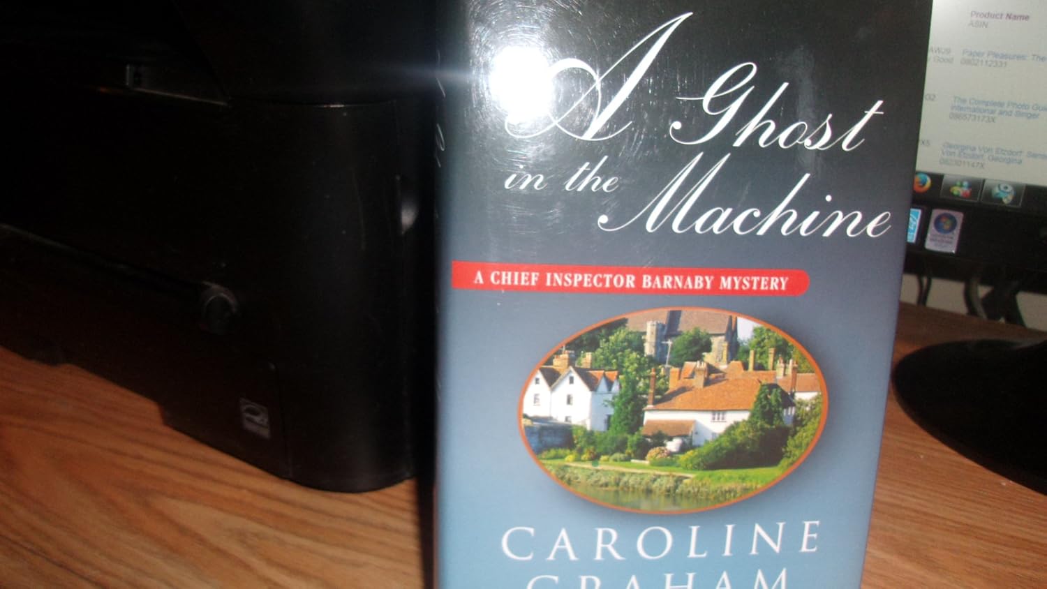 A Ghost in the Machine: A Chief Inspector Barnaby Mystery: Graham ...
