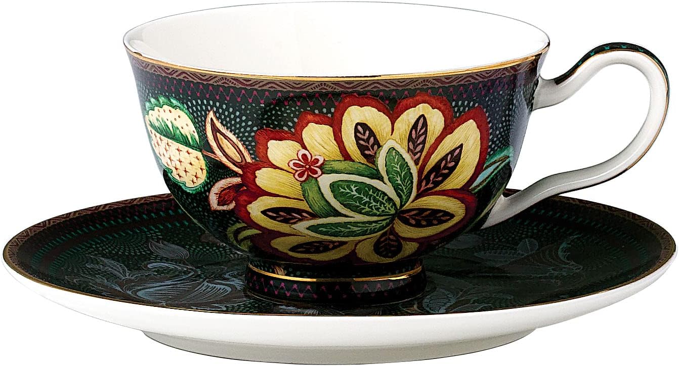 Bombay Duck Spotty Black and Gold Tea Cup and Saucer Boxed Set : Amazon ...