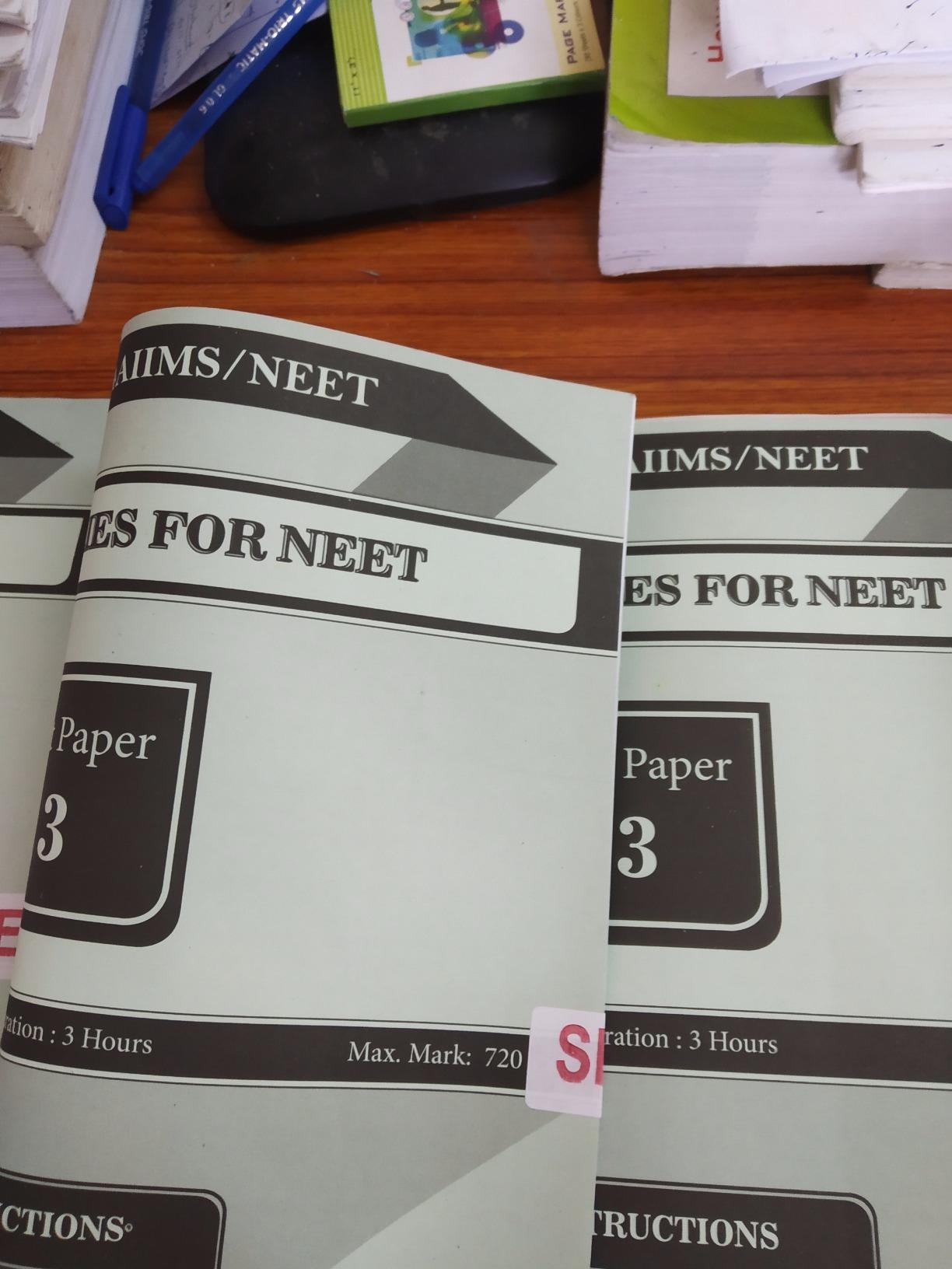 Buy NEET Test Series: Set of 10 NEET Lookalike Tests in Booklet Form ...