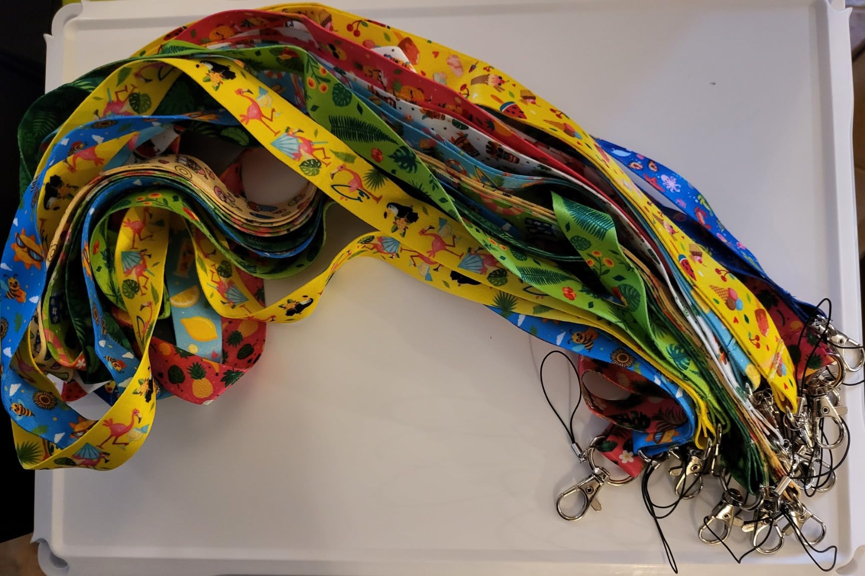 Amazon.com: XLSXEXCL 16Pcs Seasonal Holiday Lanyards, Fun Lanyards ...