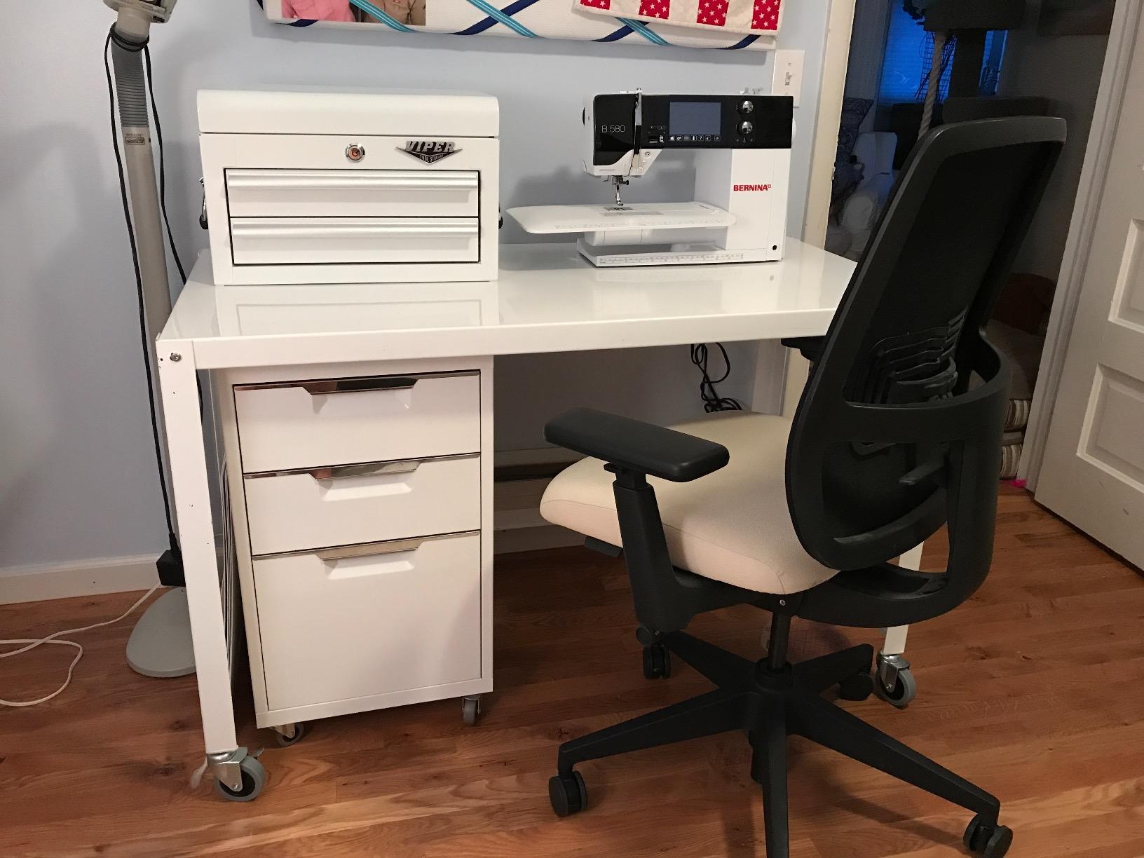 Amazon.com: Viper Tool Storage V218MCWH 18" 2-Drawer Mini Chest, White ...