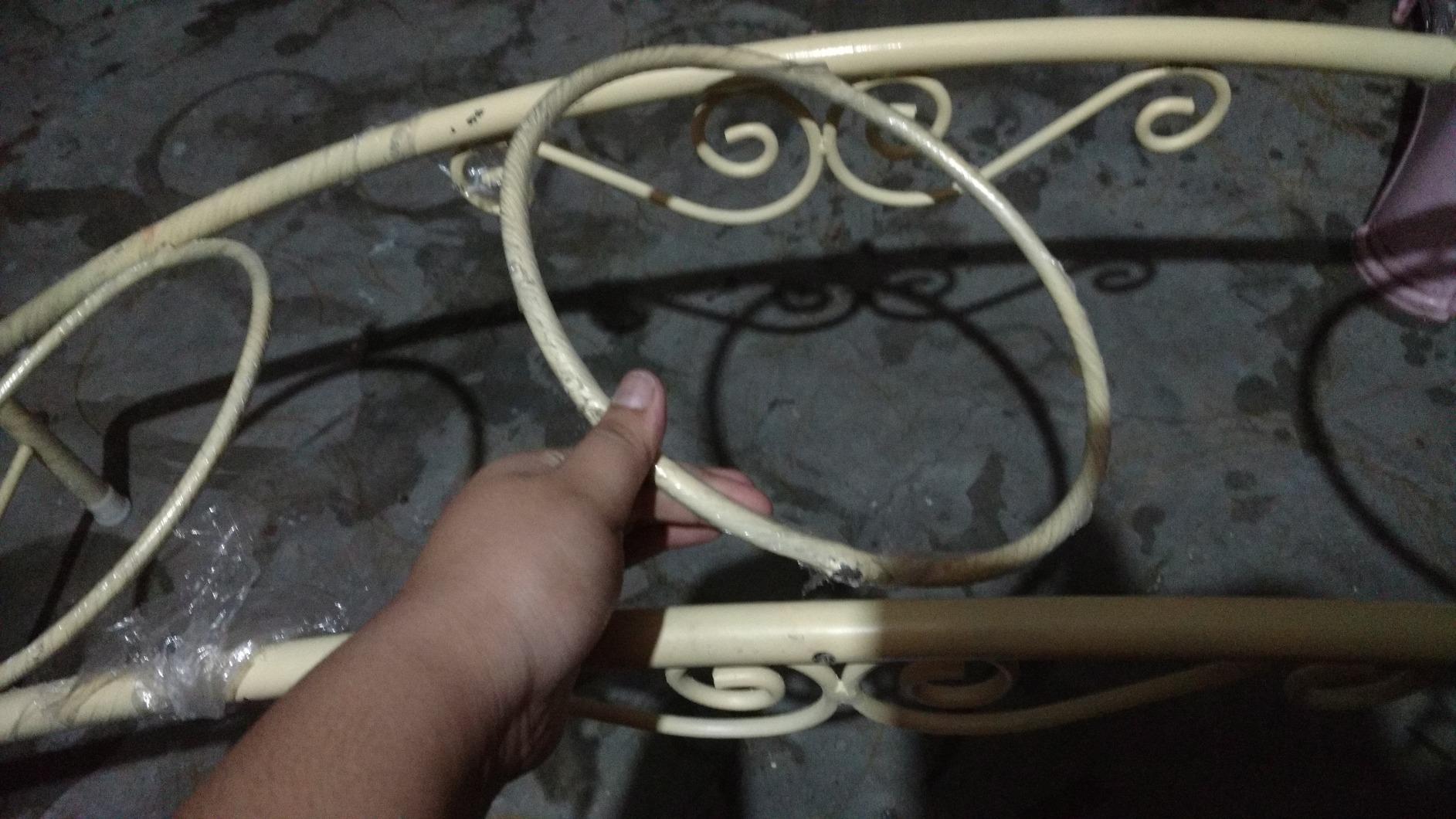 Protoner vas stand for 3 vases ( flower pot) made of iron sturdy and ...