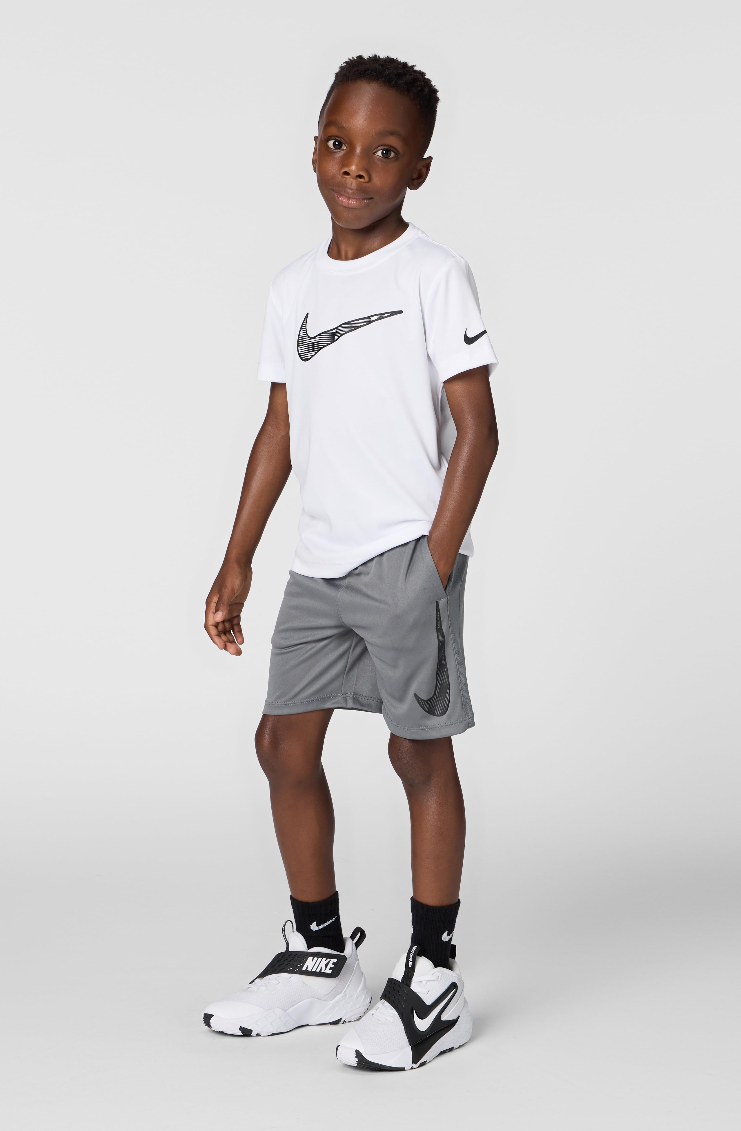 Amazon.com: Dri-Fit Trophy Shorts: Clothing, Shoes & Jewelry
