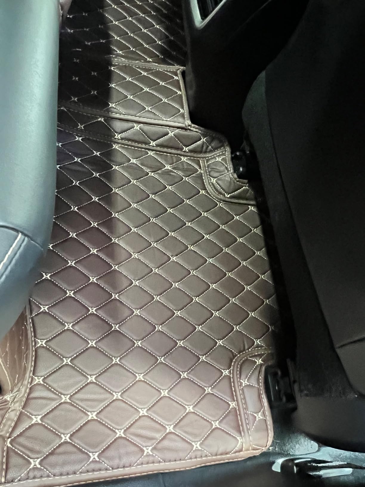 Amazon | Lacaca トヨタ ハリアー 60系 専用 3Dフロアマット トヨタハリアー マット カーマット PUレザー素材 傷防止 防水 カー用品 取り付け簡単 | フロアマット ...