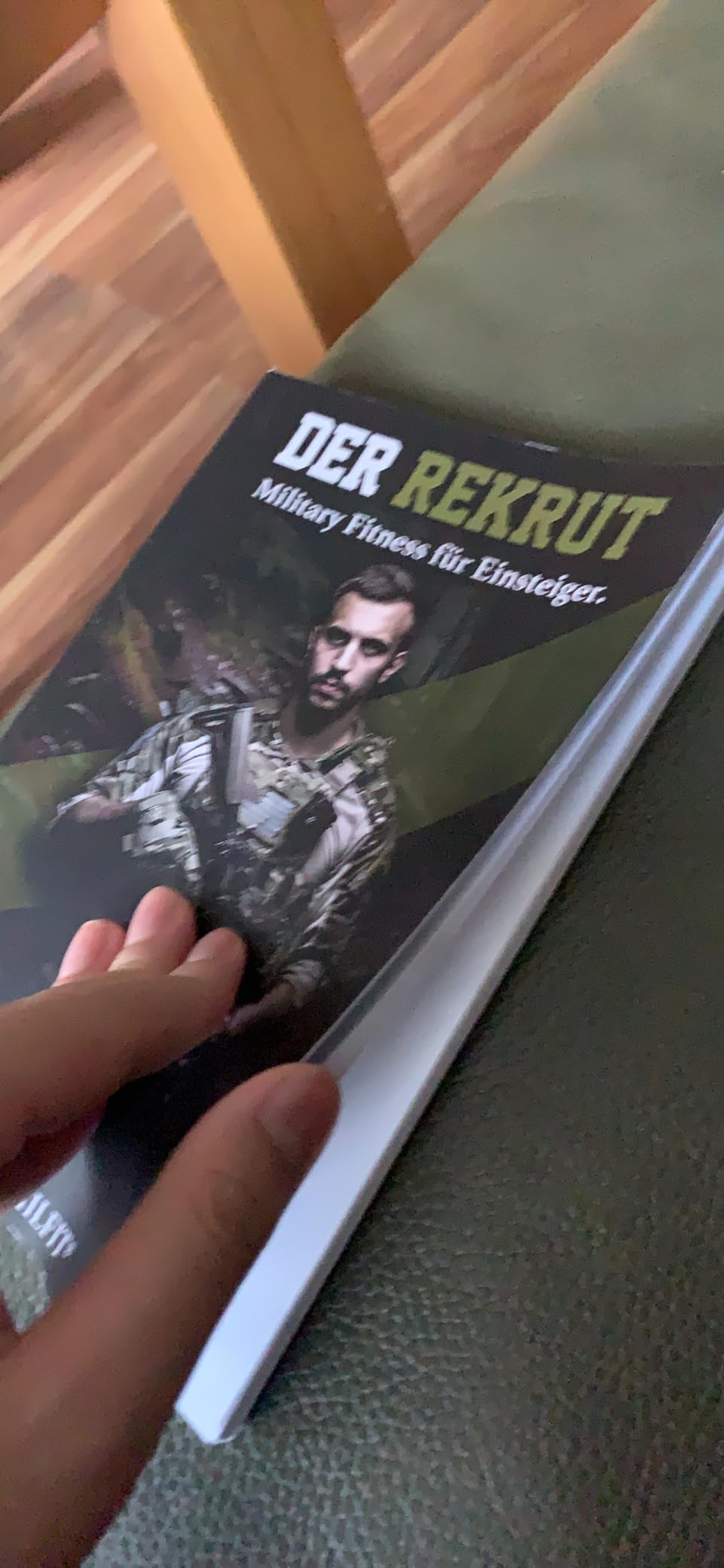 MILFIT - Der Rekrut | 10 Wochen Military Fitness Traininsplan für ...