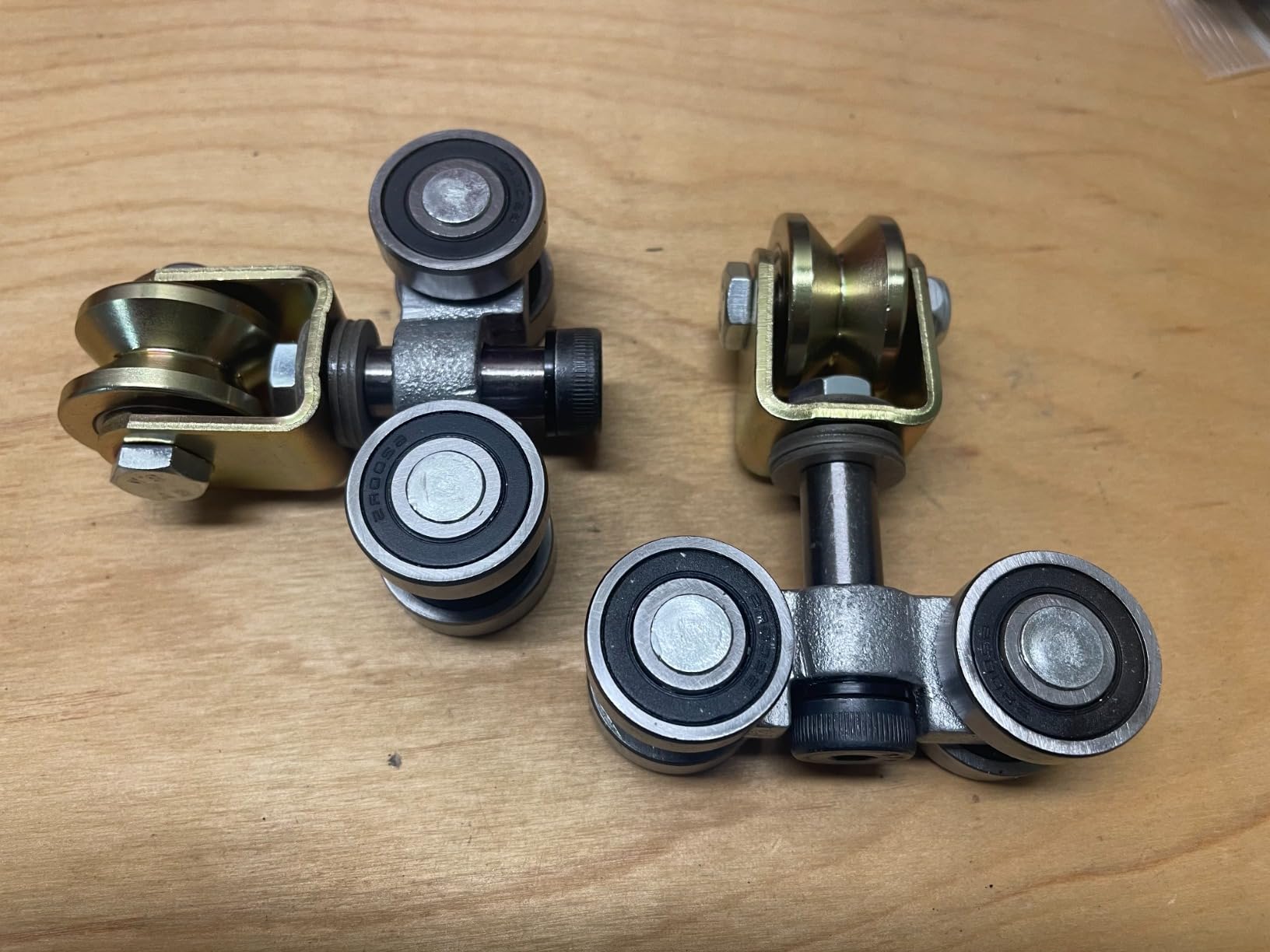 BiJun 4 Wheel Trolley Assembly Roller, Silent unistrut Trolley Roller ...