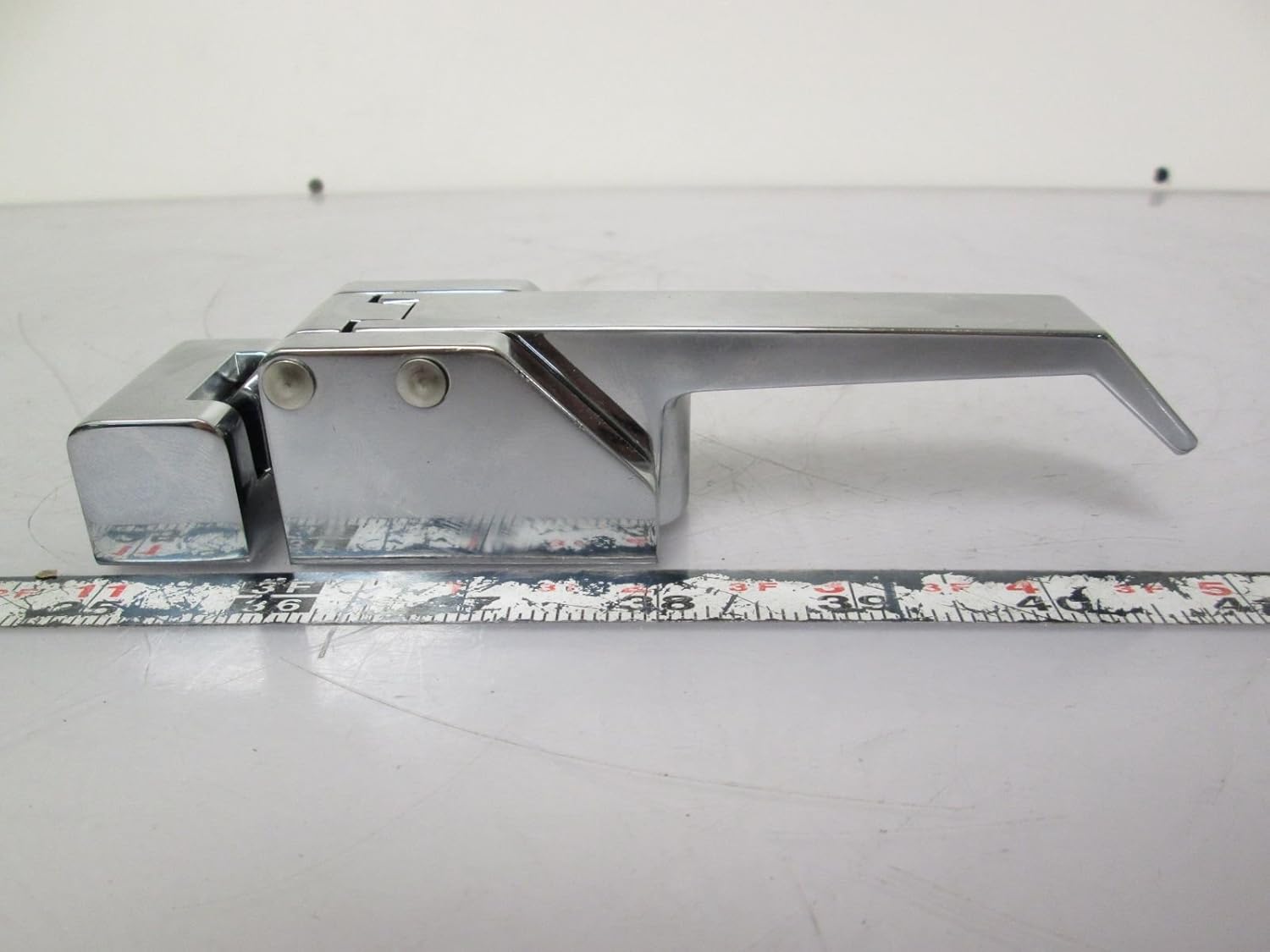 Amazon.com: Southco A7 - Over-Center Lever Latches : Industrial ...