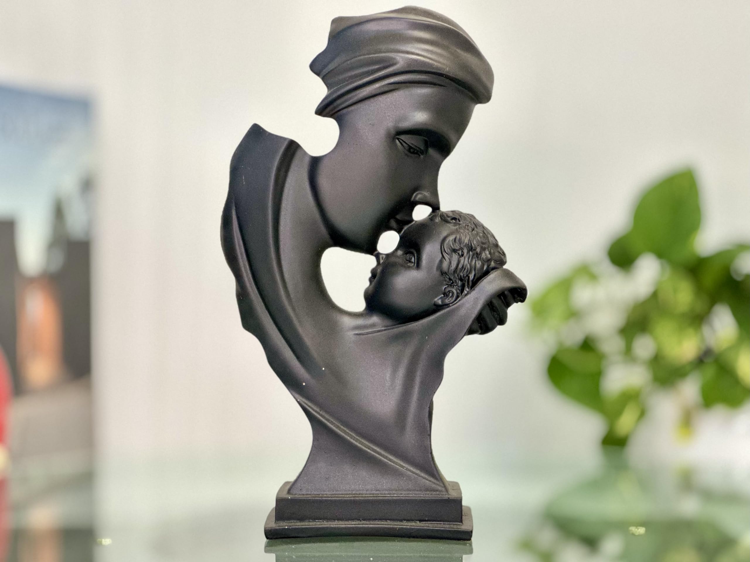 Buy URBAN SENSE™ | Couple Family Statue | Ceramic Thinker Sculpture ...