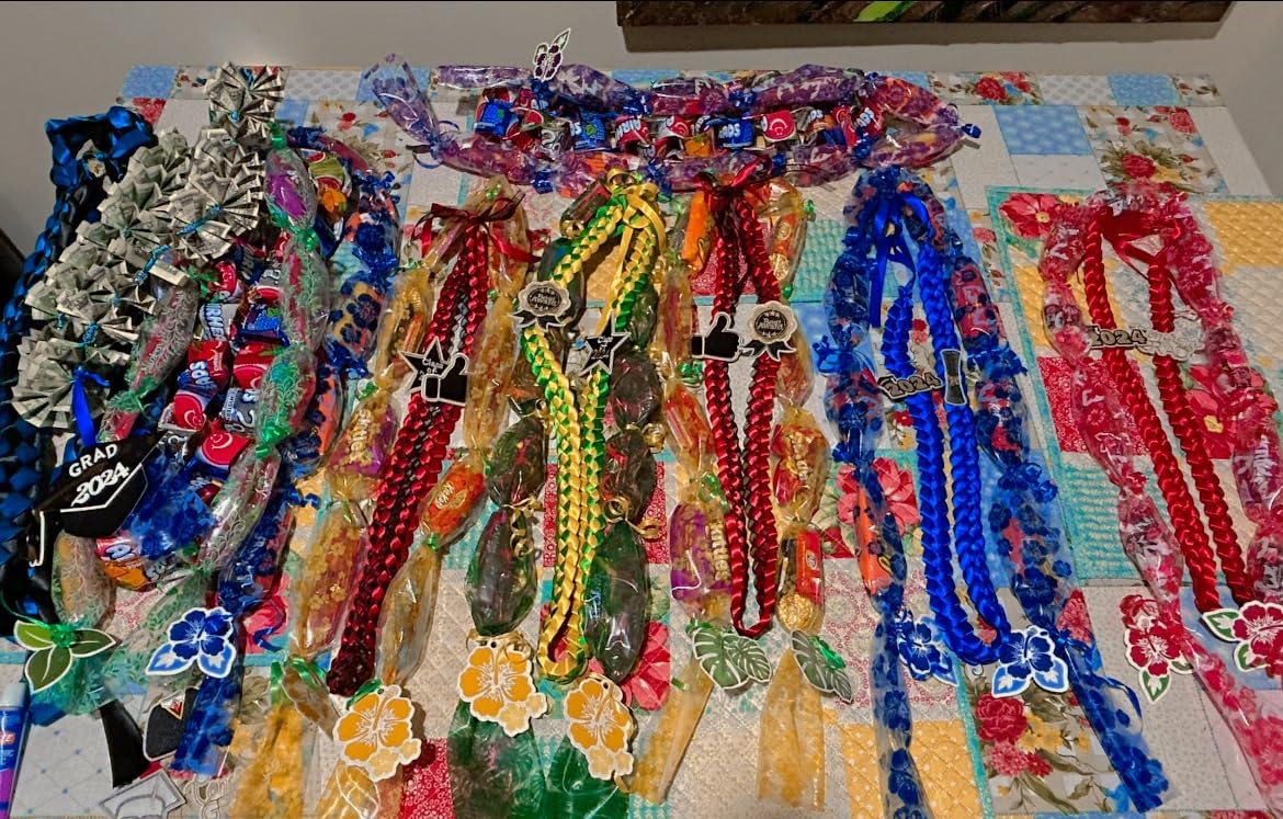 Amazon.com : Kisston Graduation Candy Lei Making Kit Hawaiian Candy Lei ...