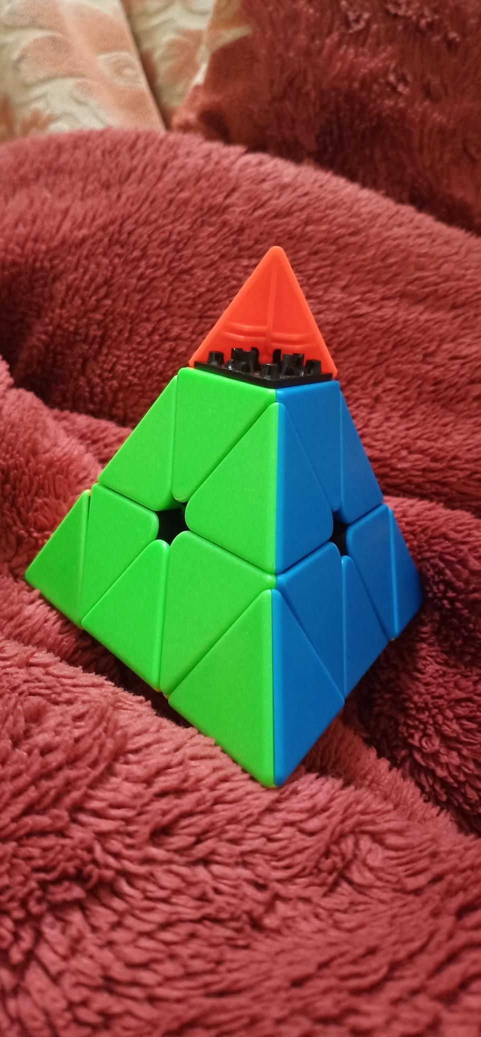 D ETERNAL MoYu Pyramid Cube 3x3 High Speed Stickerless Triangle ...