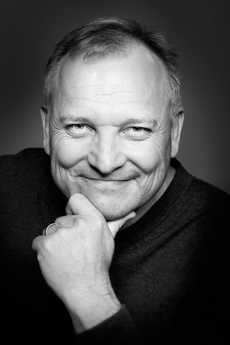 Amazon.com: Peter Jansen van Rensburg: books, biography, latest update