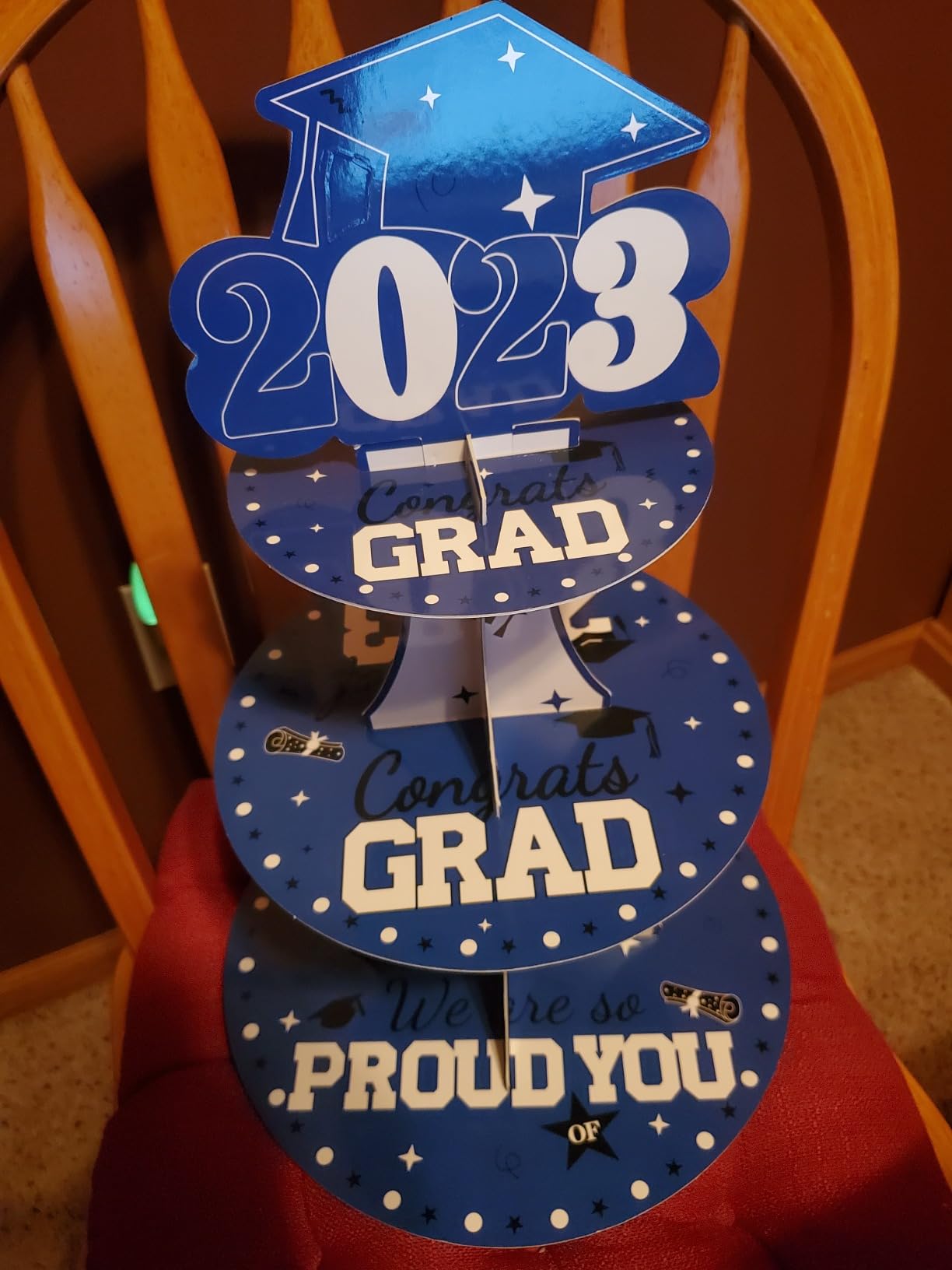 Amazon.com: 2023 Graduation Cupcake Stand Set - Purple 3-Tier Round ...