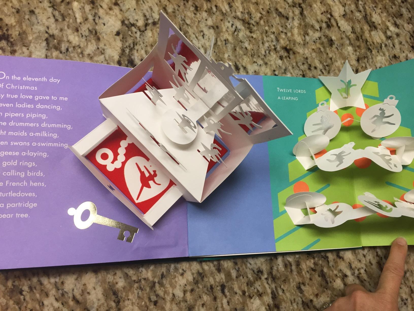 The 12 Days of Christmas : A Pop-Up Celebration: Sabuda, Robert, Sabuda ...