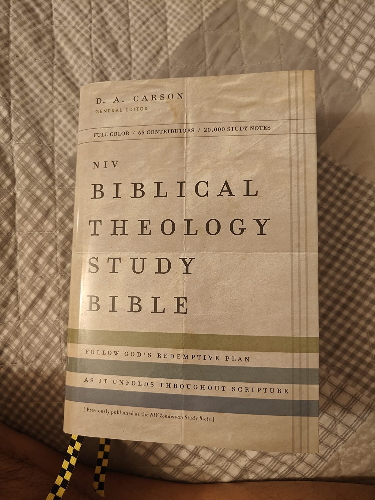 NIV, Biblical Theology Study Bible: Follow God’s Redemptive Plan as It ...