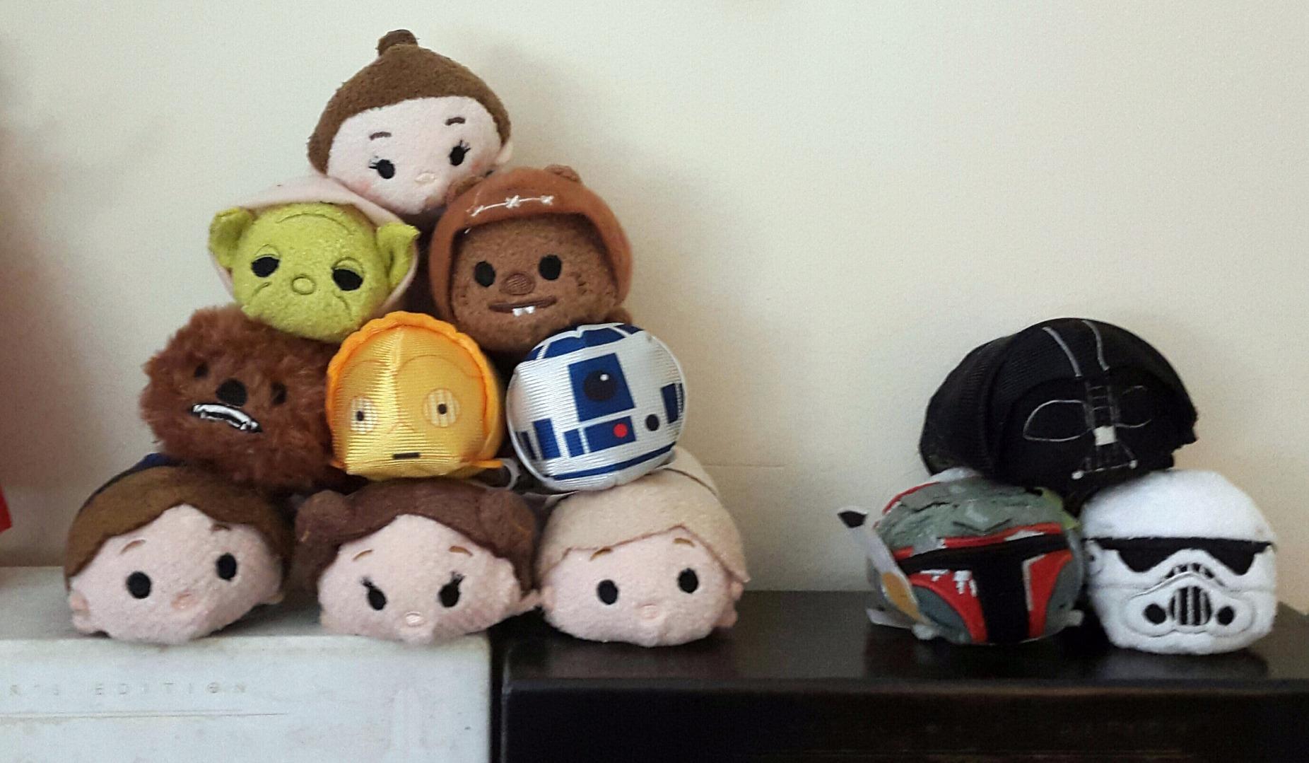 Amazon.com: New Disney Store Mini 3.5 Tsum Tsum Yoda (Star Wars ...