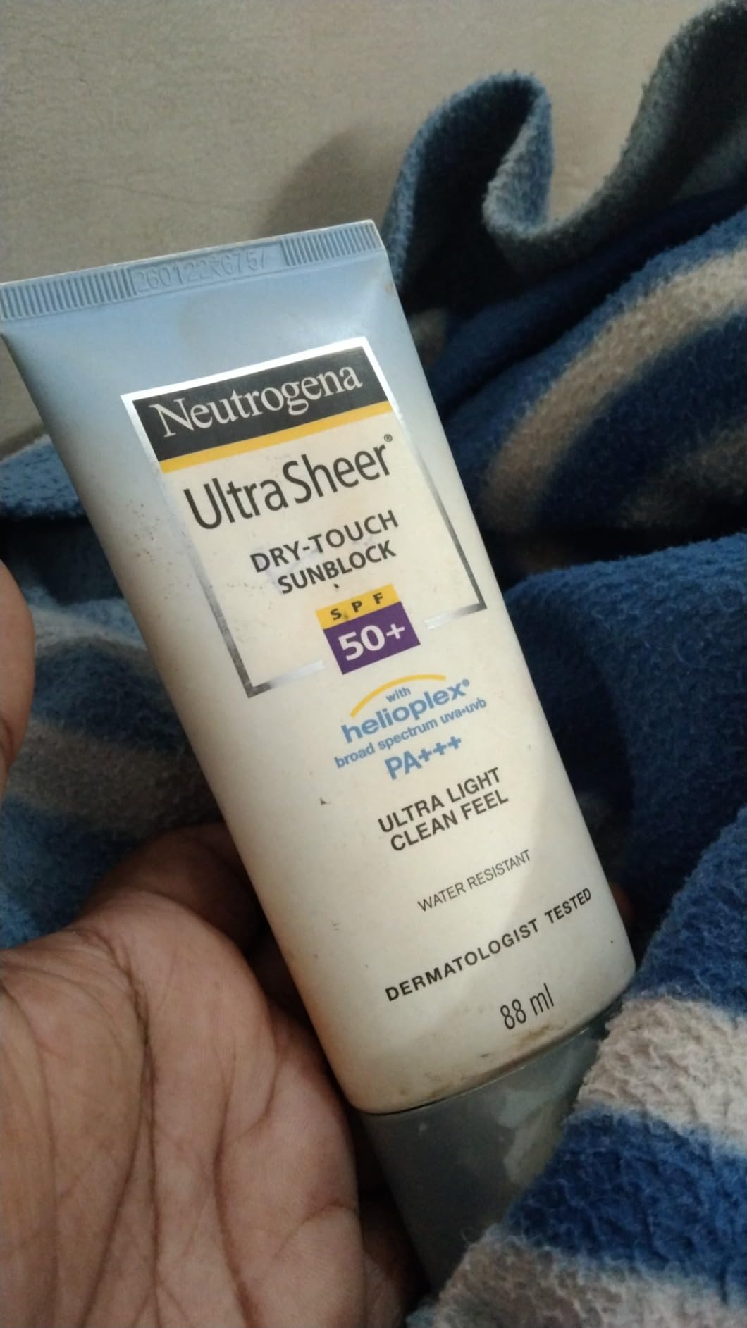 Neutrogena Ultra Sheer Sunscreen SPF 50+ | Broad Spectrum UVA/UVB ...