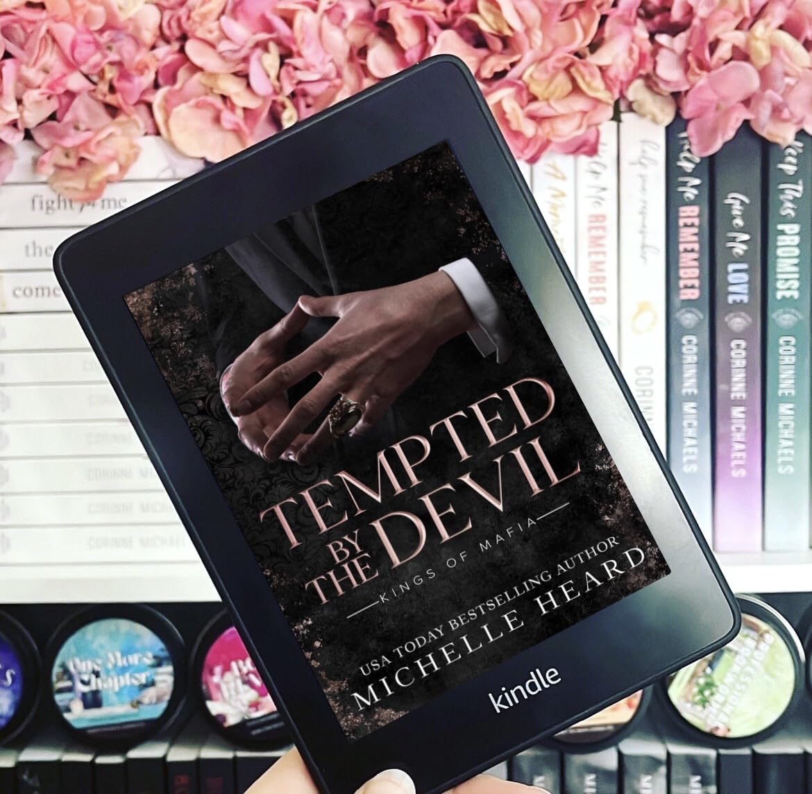 Tempted By The Devil (Kings Of Mafia) eBook : Heard, Michelle: Amazon ...