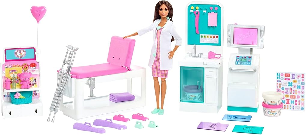 Amazon.com: Barbie Fast Cast Clinic Playset, Brunette Doctor Doll (12 ...