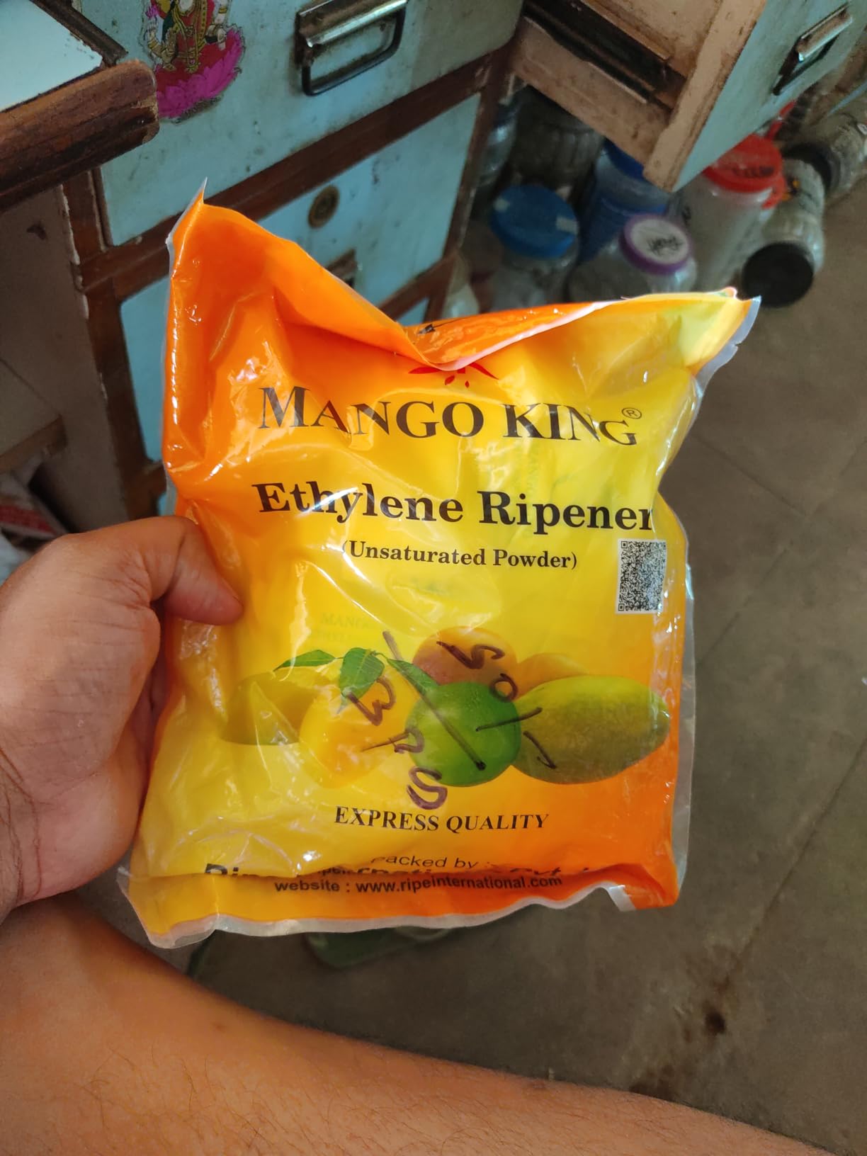 Mango King Fruit and Vegetable Ripening Ethylene GAS SACHETS - PACK OF ...