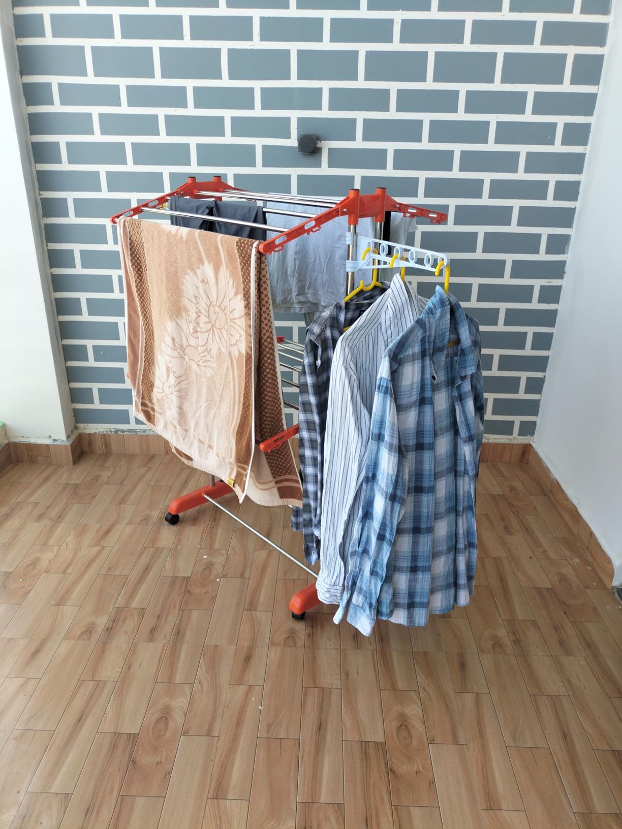 Mega stand Mega Clothing Stand|Stylish Garment Stand|Clothes Hanging ...