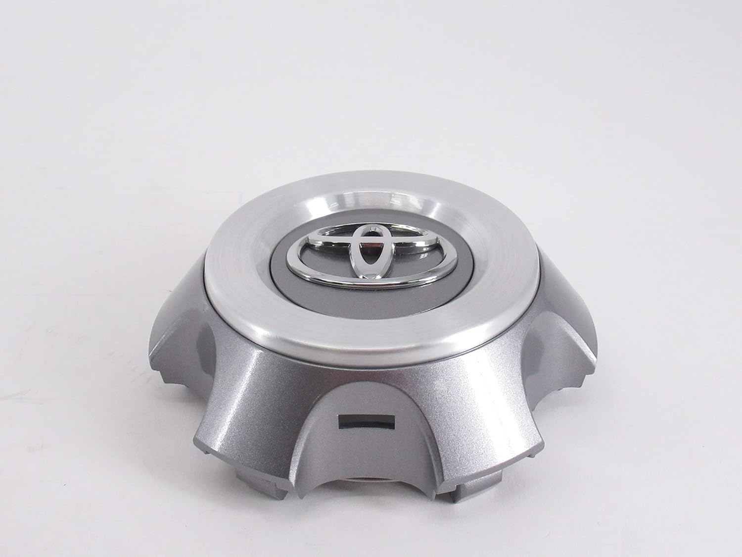 Amazon.com: Genuine Toyota Parts - Cover Sub-Assy, Whee (4260B-35080 ...