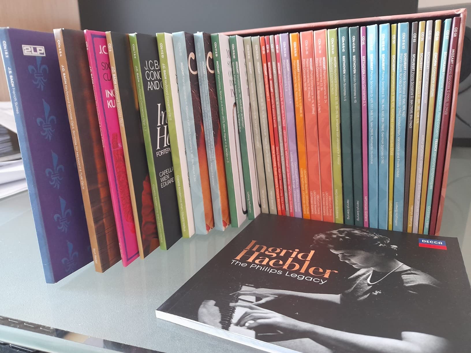 Amazon.co.jp: Ingrid Haebler - The Philips Legacy: ミュージック