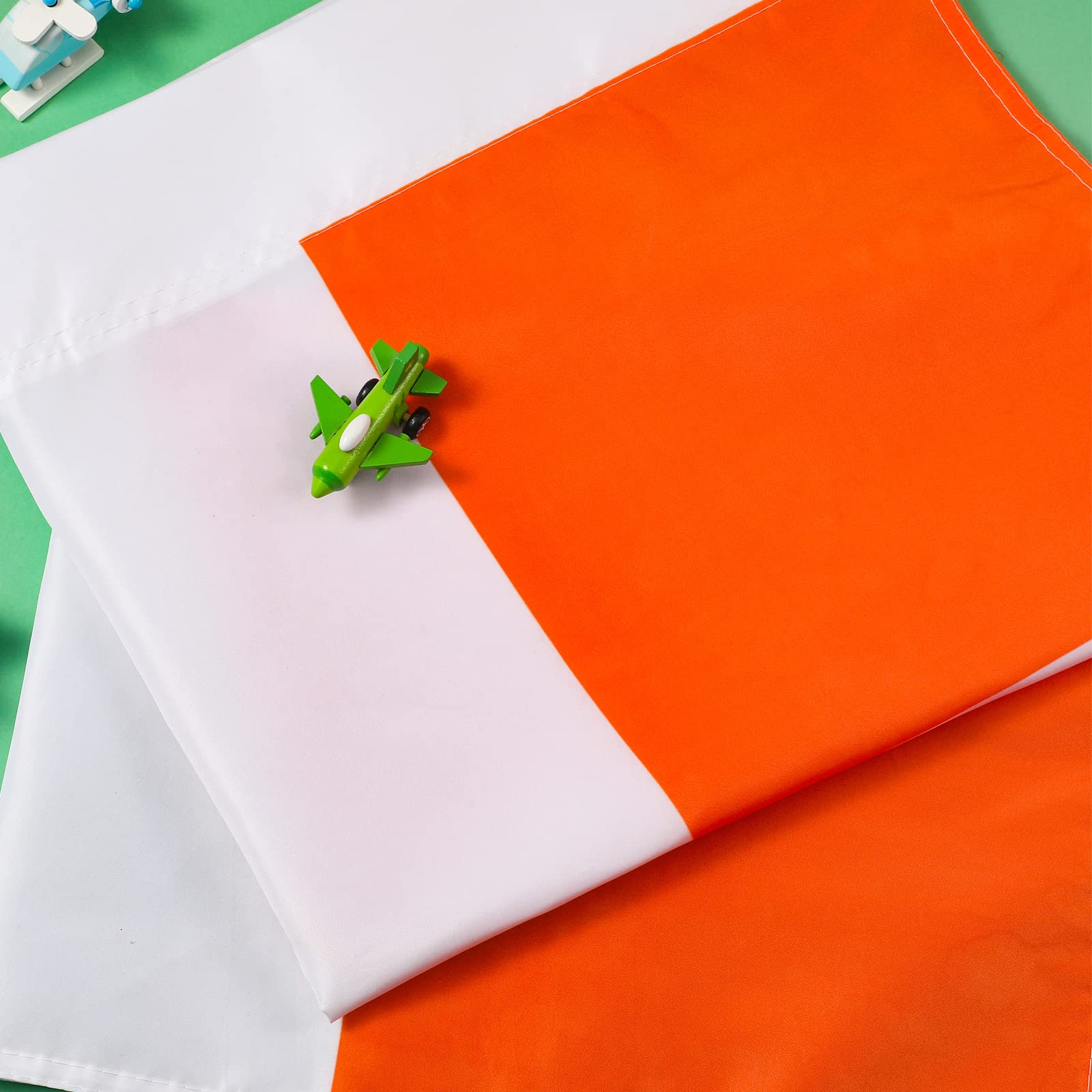 Snapklik.com : Heavy Duty Airport Flag 30 X 30 Inch Safety Marking ...