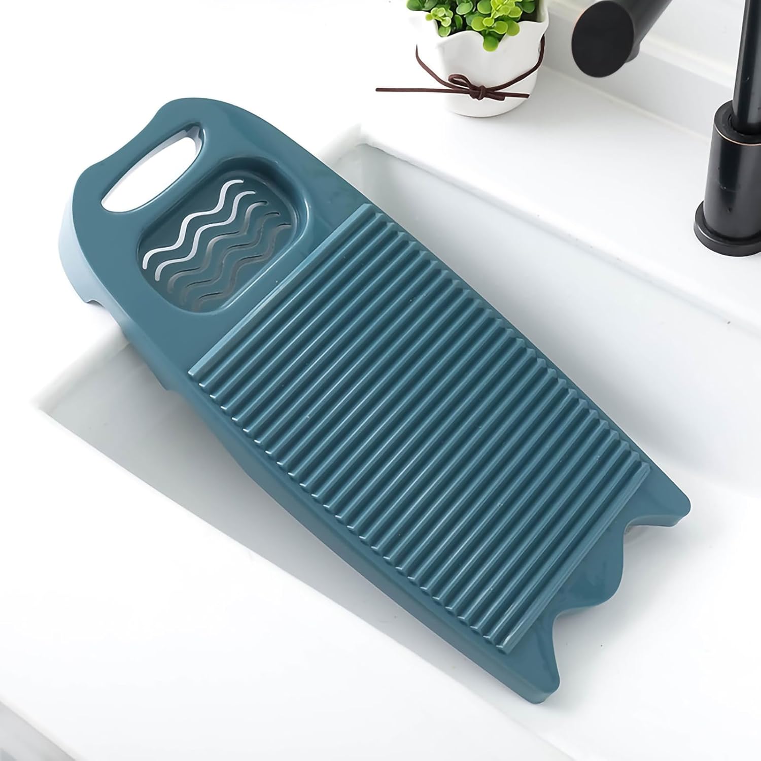 Amazon.com: Washboard for Hand Washing Clothes Portable Plastics Wash ...