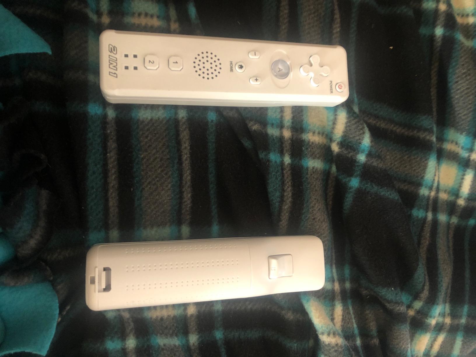 Amazon.com: LUXMO PREMIUM 2 in 1 Wii Controller Motion Plus 2 Packs ...