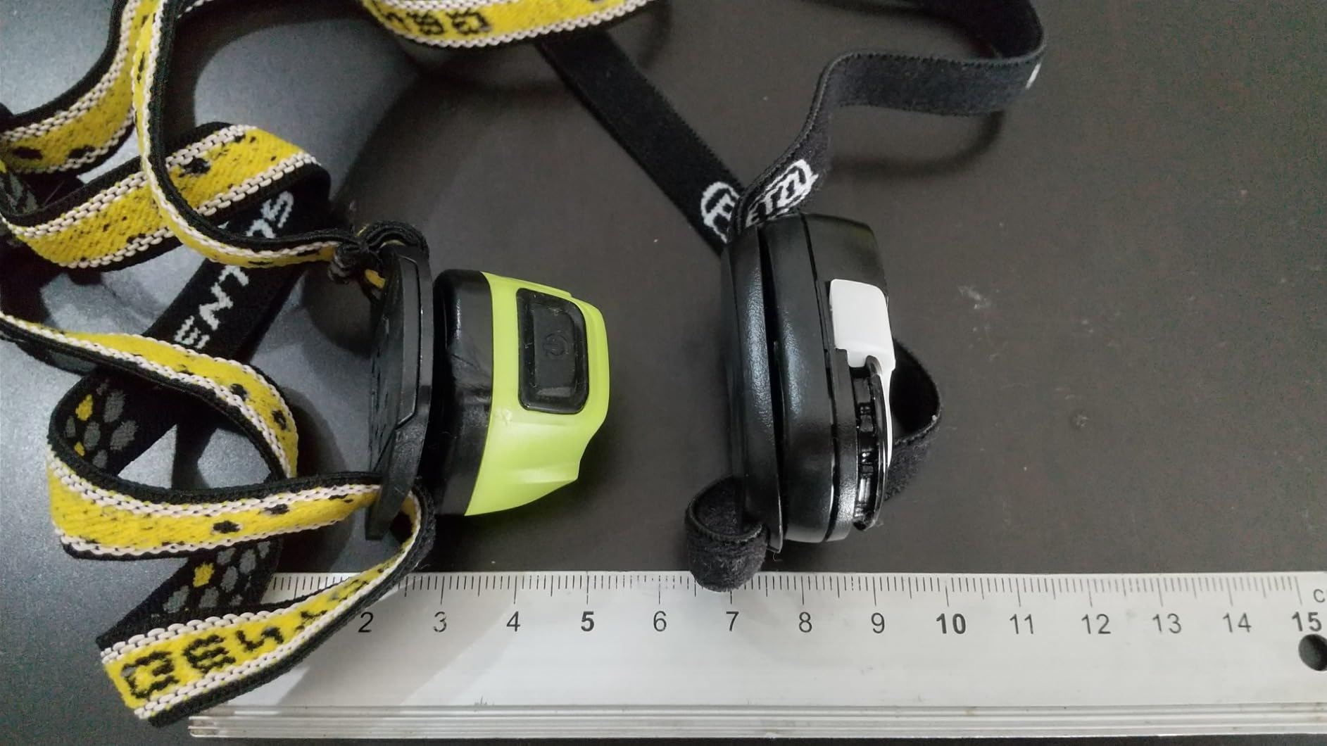 Amazon.co.jp: PETZL(ペツル) e+LITE イーライト E02 P4 [並行輸入品] : スポーツ＆アウトドア