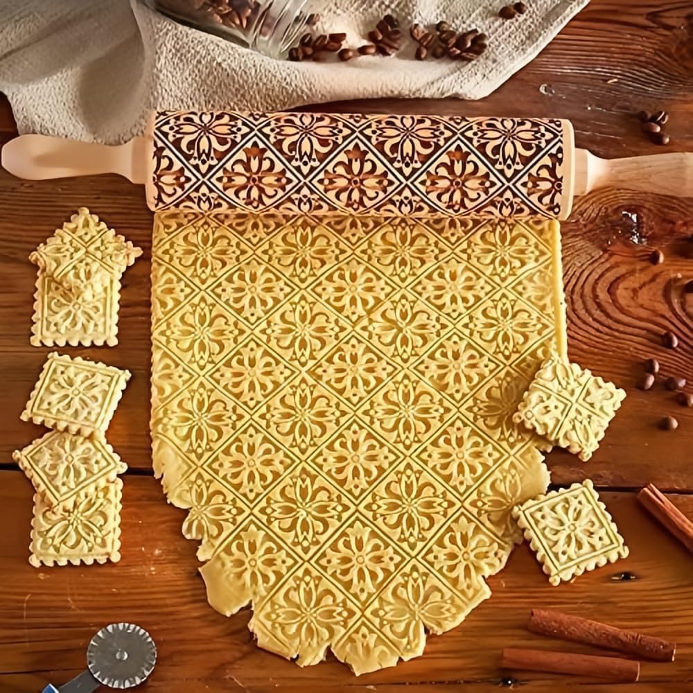 Amazon.com: Christmas Wooden Rolling Pin for Baking Engraved Embossing ...