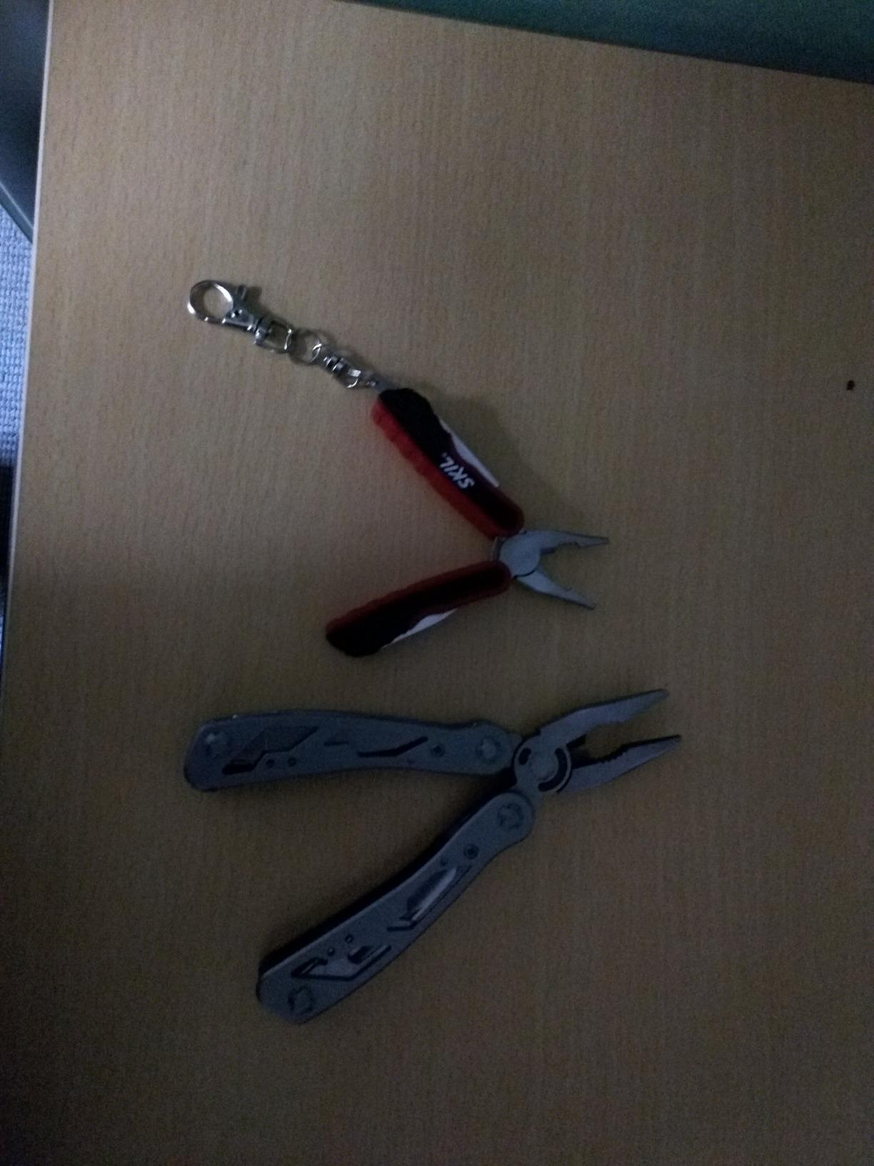 Skil Mini Multi Tool Keychain (Red and Black) : Amazon.in: Bags ...